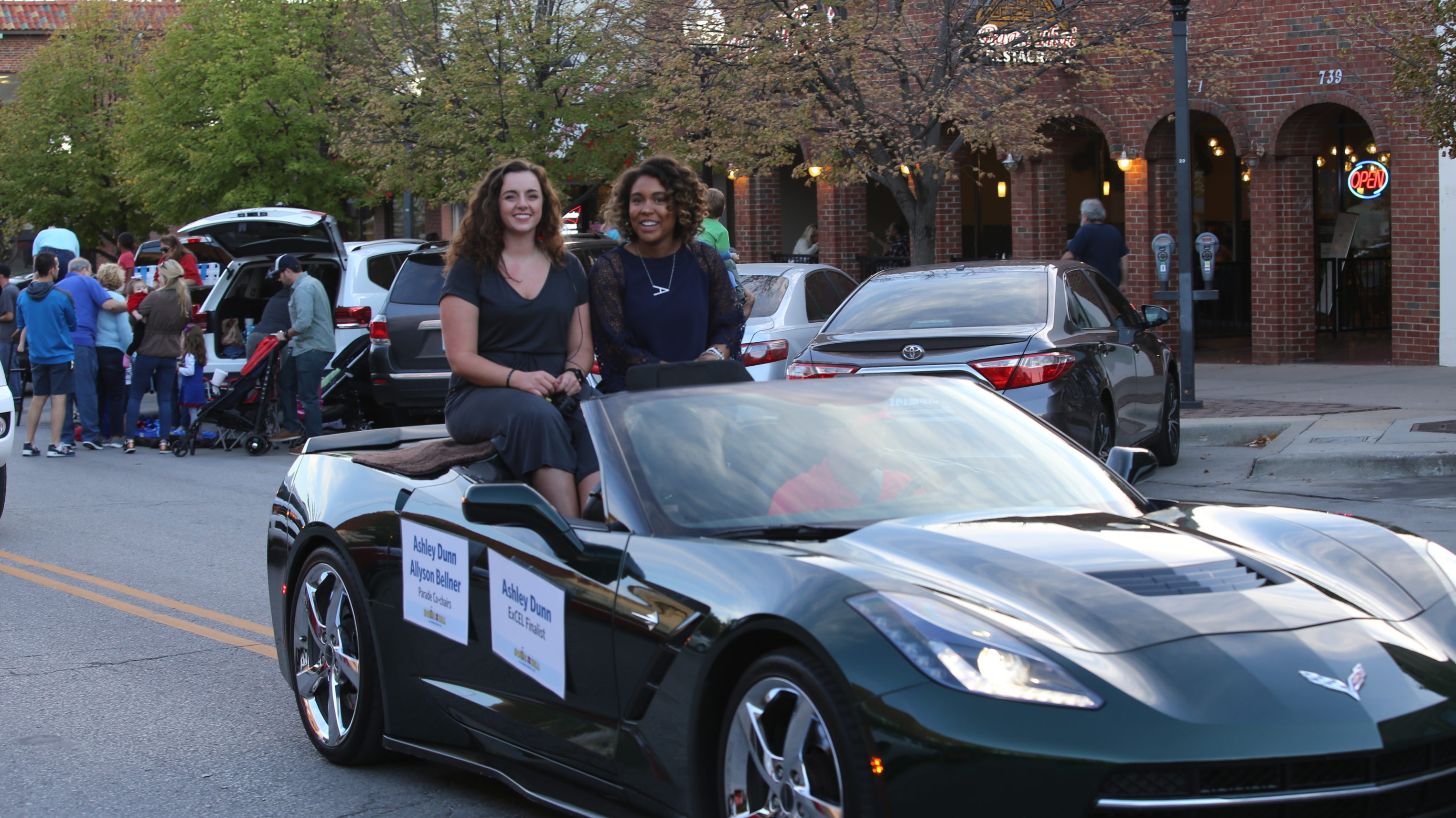 Photo gallery: 2018 KU homecoming parade | News, Sports, Jobs ...